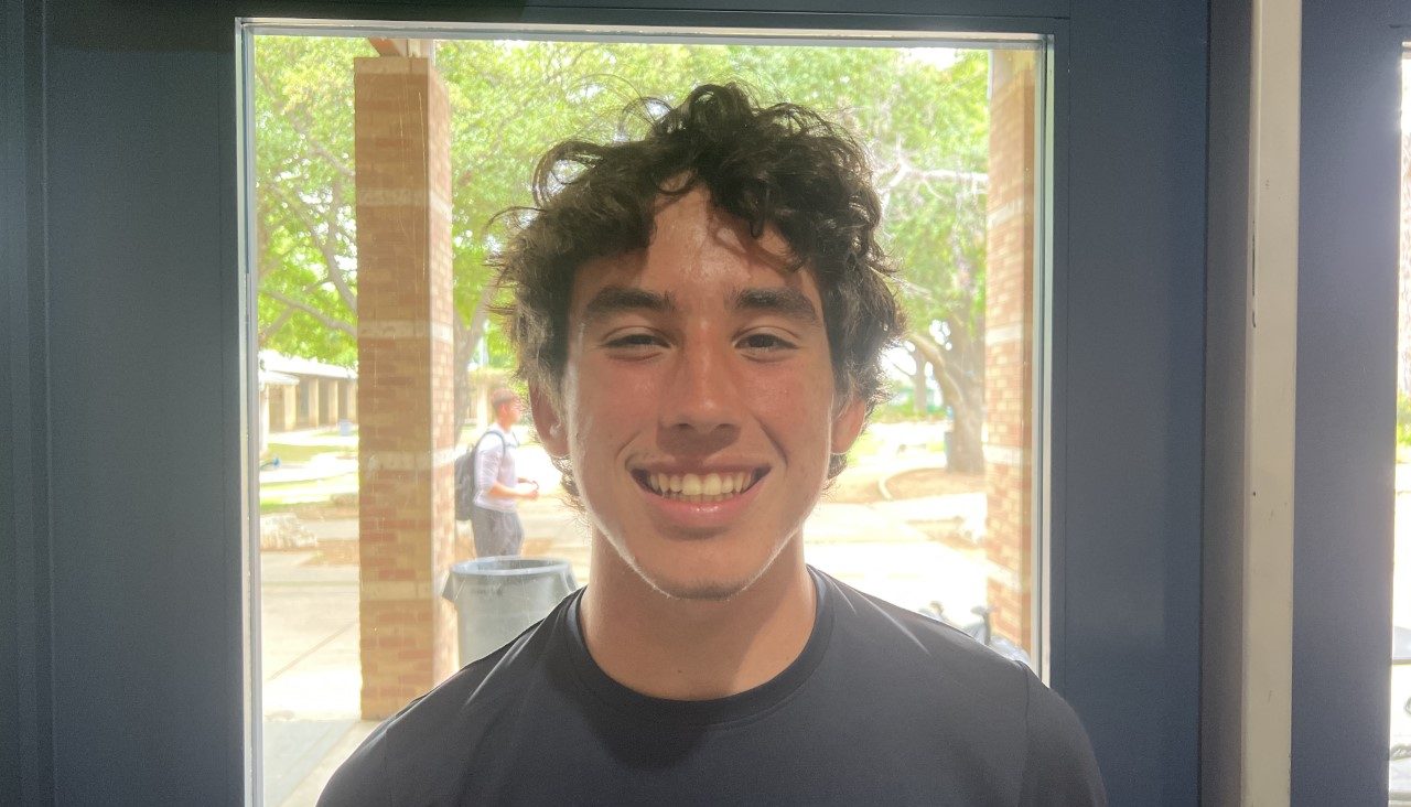 Jason Estrada Named Athlete of the Week – The Evergreen Online